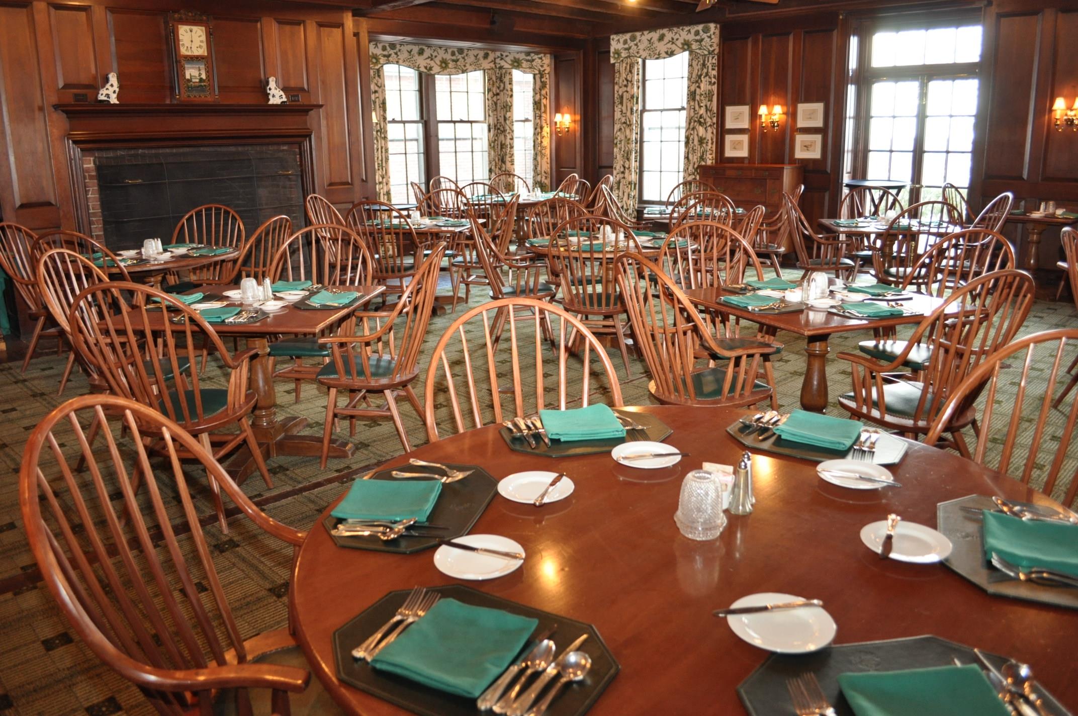 Dining - Country Club of Buffalo